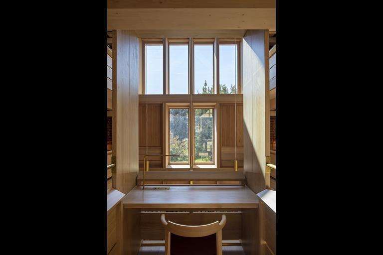 Níall McLaughlin Architects’ Magdalene College library wins 2022 ...